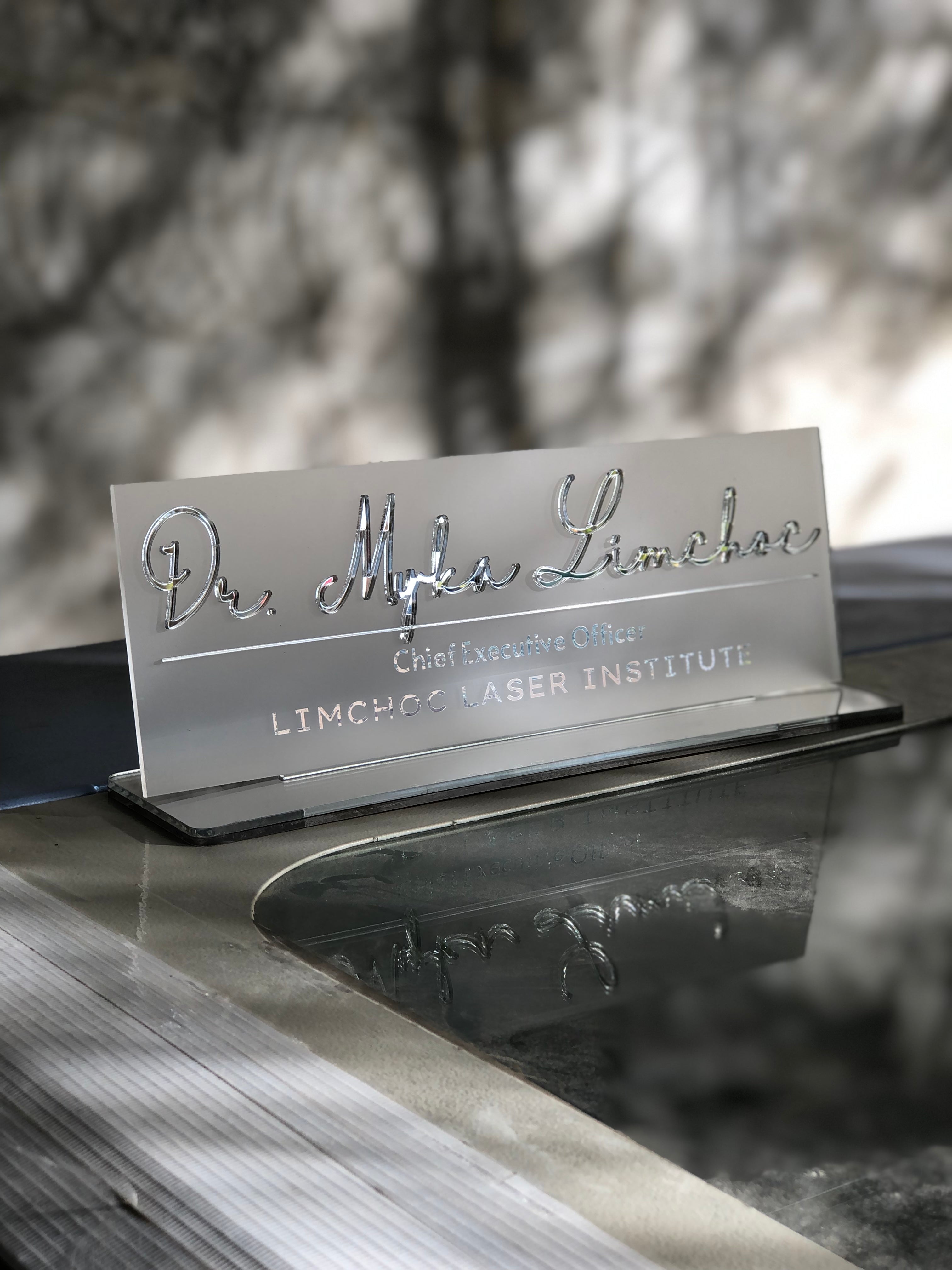 Personalized Acrylic Desk Name Plate – Customizable Office Name Sign ...